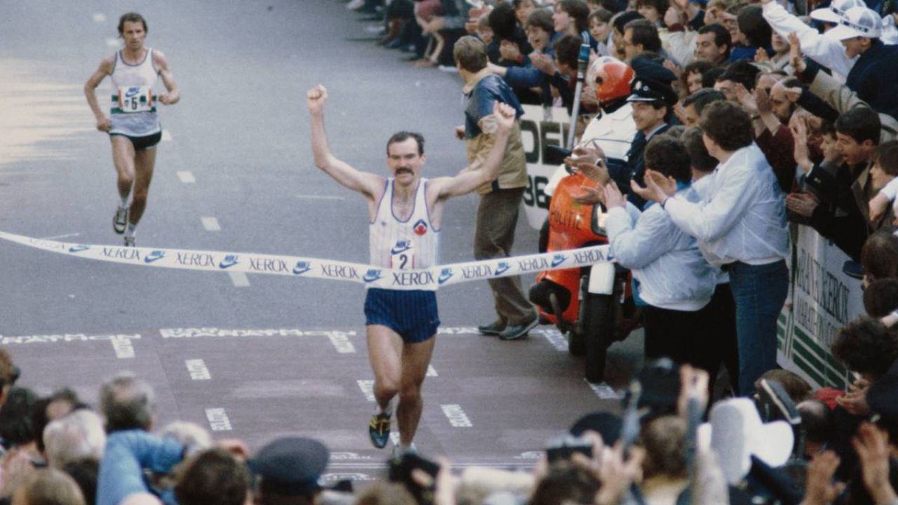 Rob de Castella, el bigote más famoso de las maratones de los 80 ...